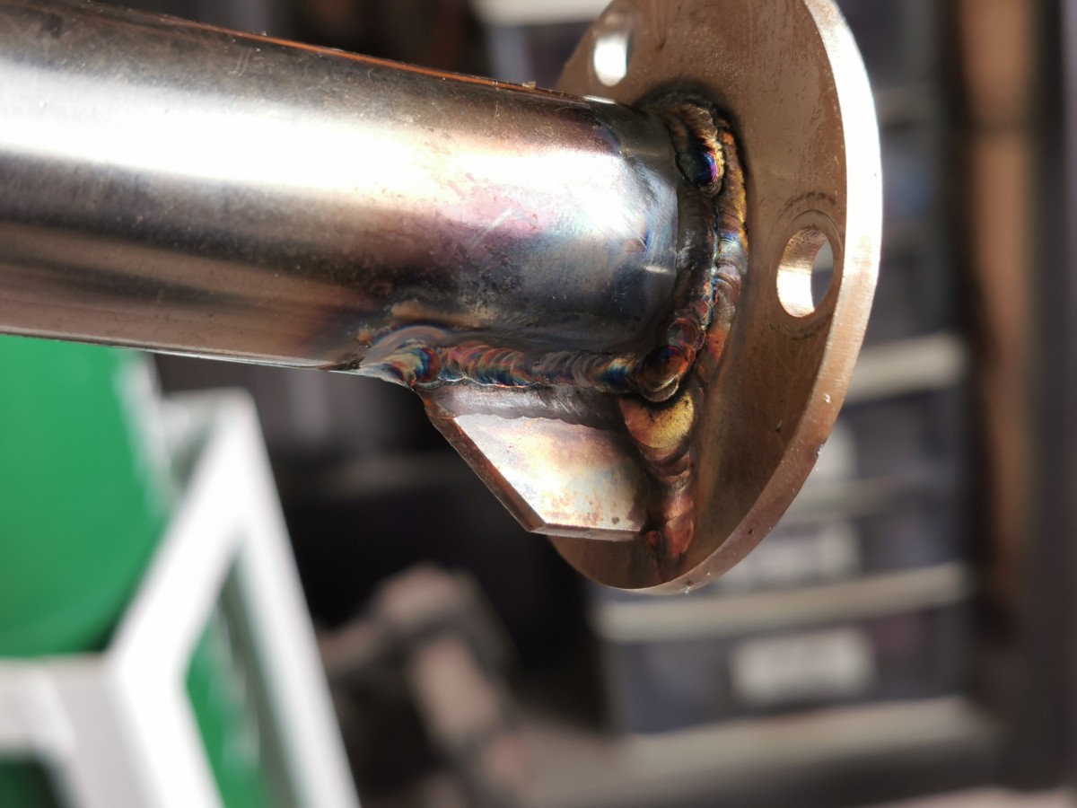 WT-MTIG250でバイクのチャンバーを修正 | ウエルドツール【溶接機専門店】